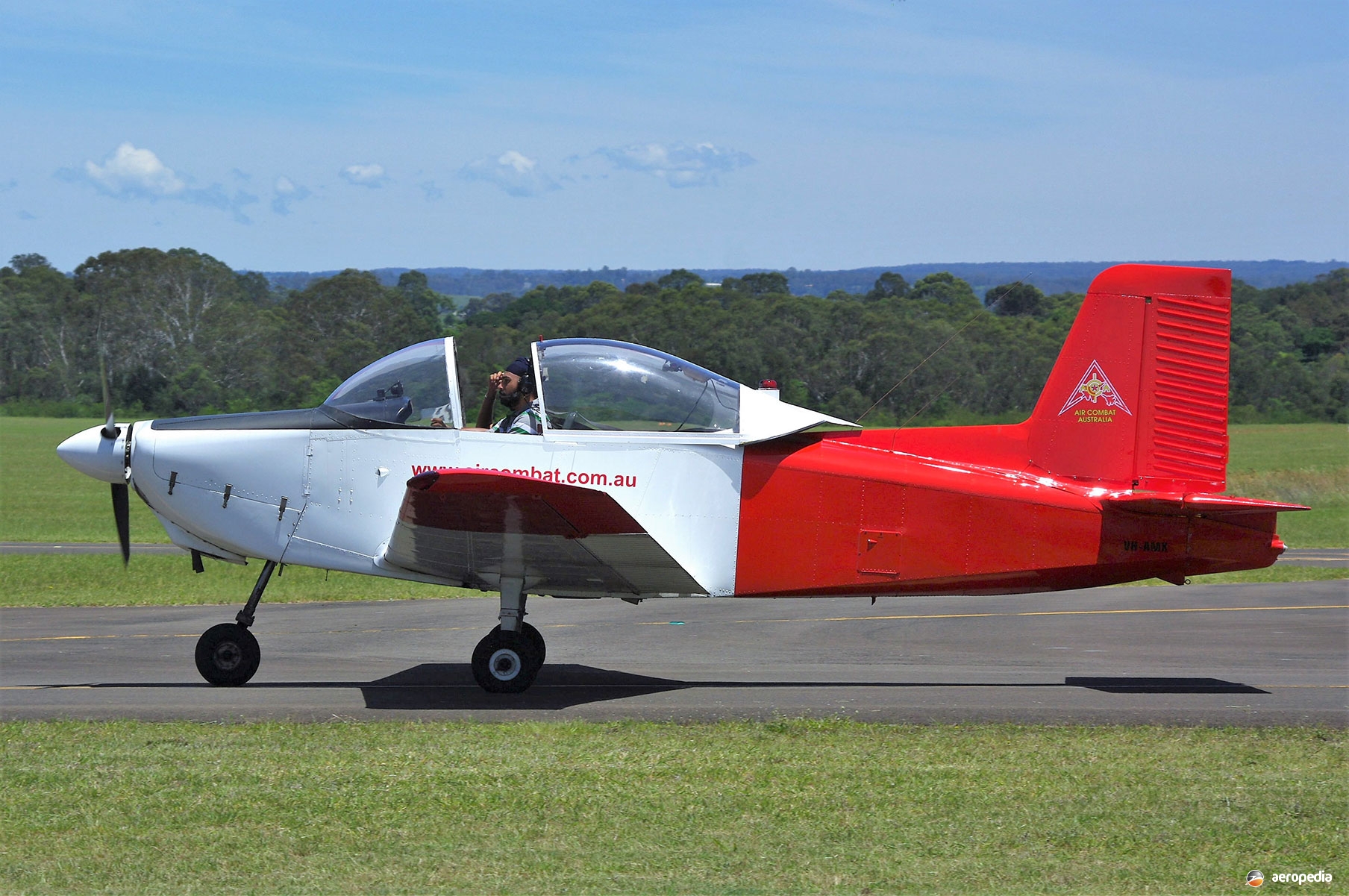 Aesl Airtourer 150 and T.6-24 · The Encyclopedia of Aircraft David C. Eyre