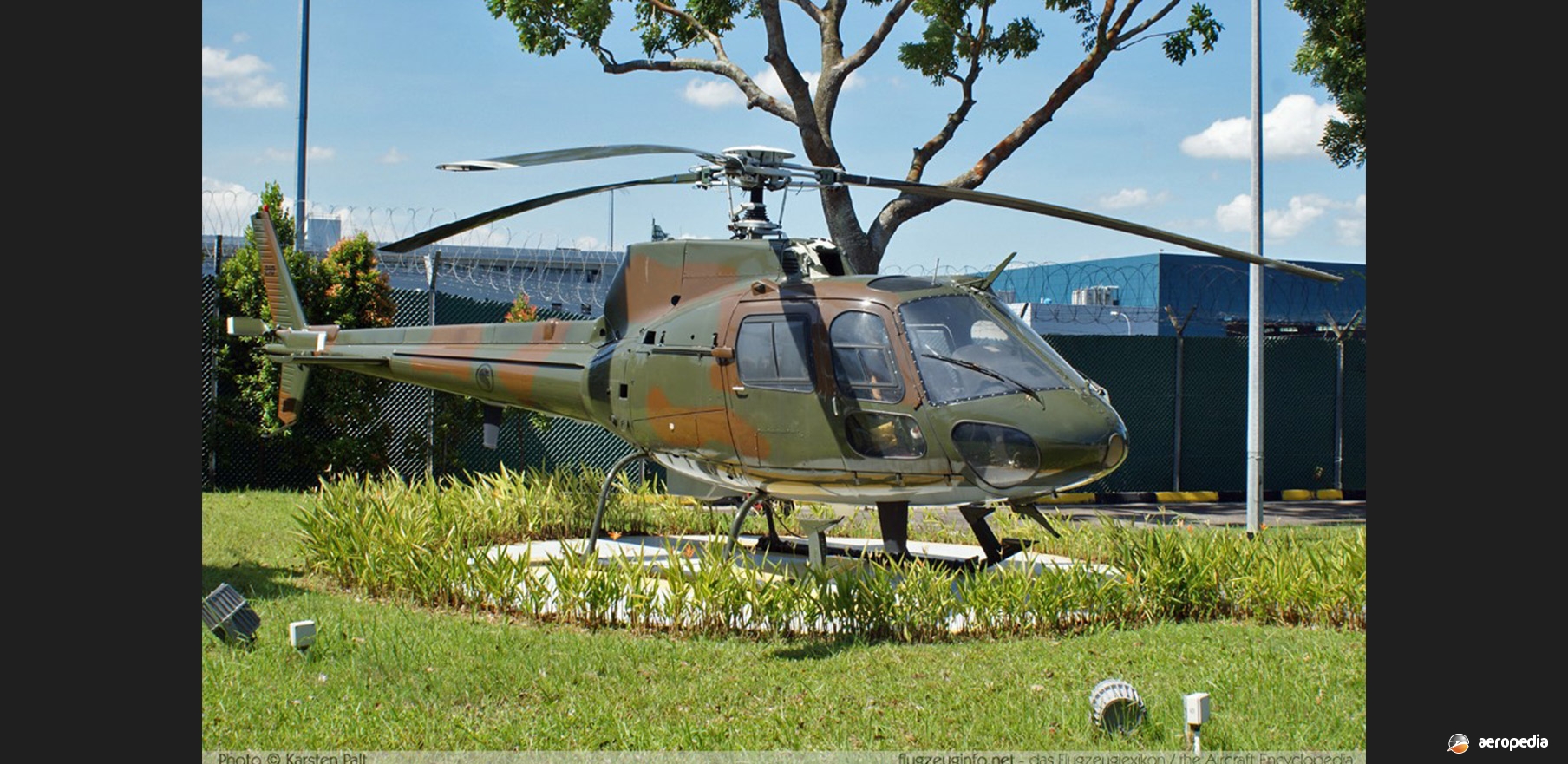 AEROSPATIALE AS 555 FENNEC· The Encyclopedia of Aircraft David C.