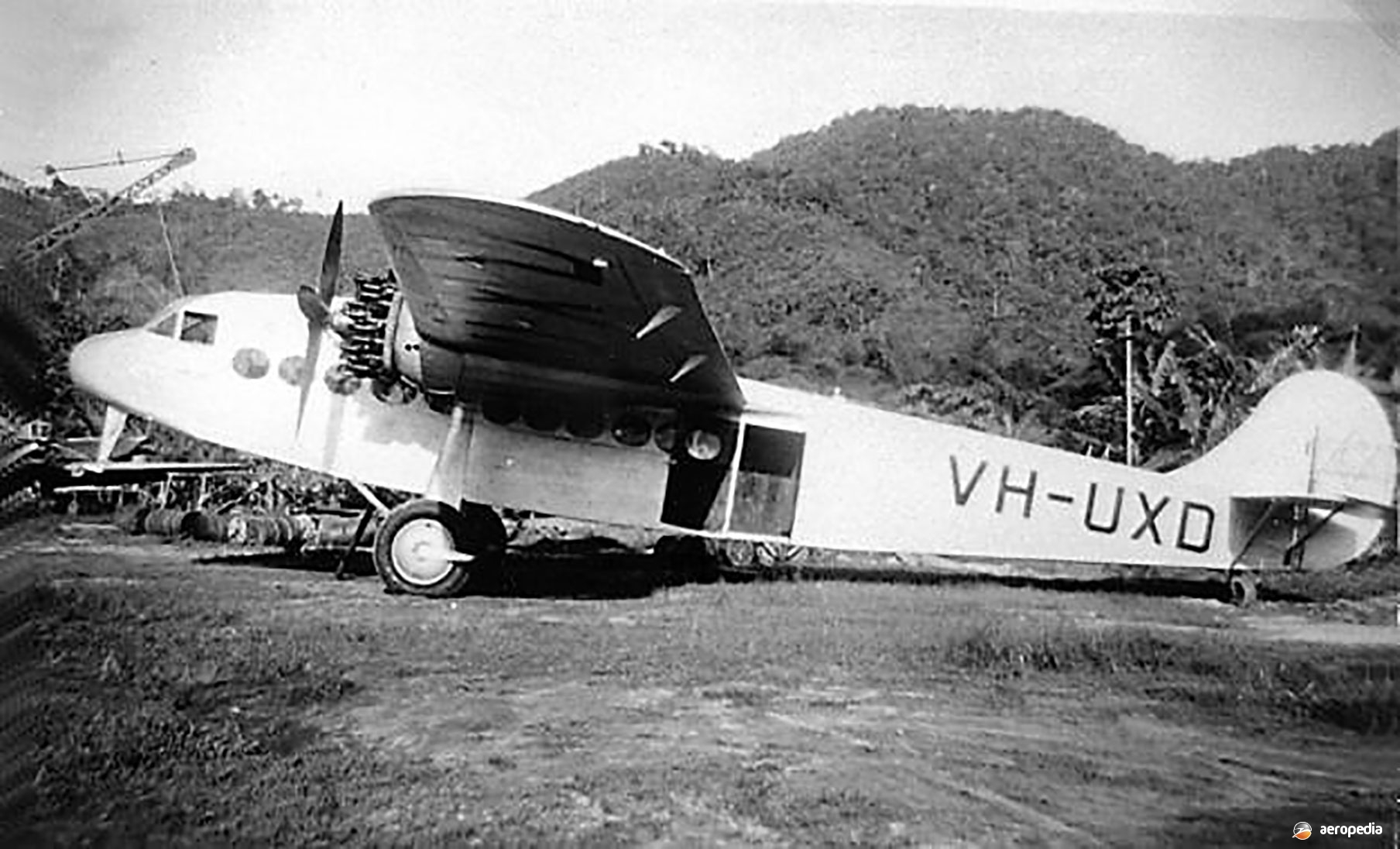 Avro 642 · Aeropedia The Encyclopedia of Aircraft David C. Eyre