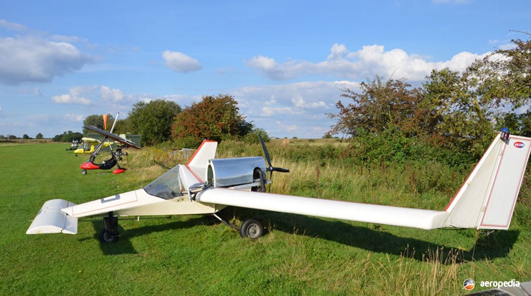 GOLDWING LTD GOLDWING · The Encyclopedia of Aircraft David C. Eyre