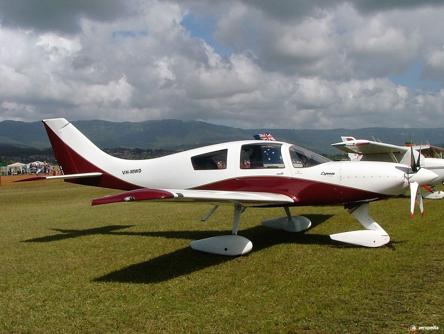 EXPRESS AIRCRAFT EXPRESS S2000 · The Encyclopedia of Aircraft David C.