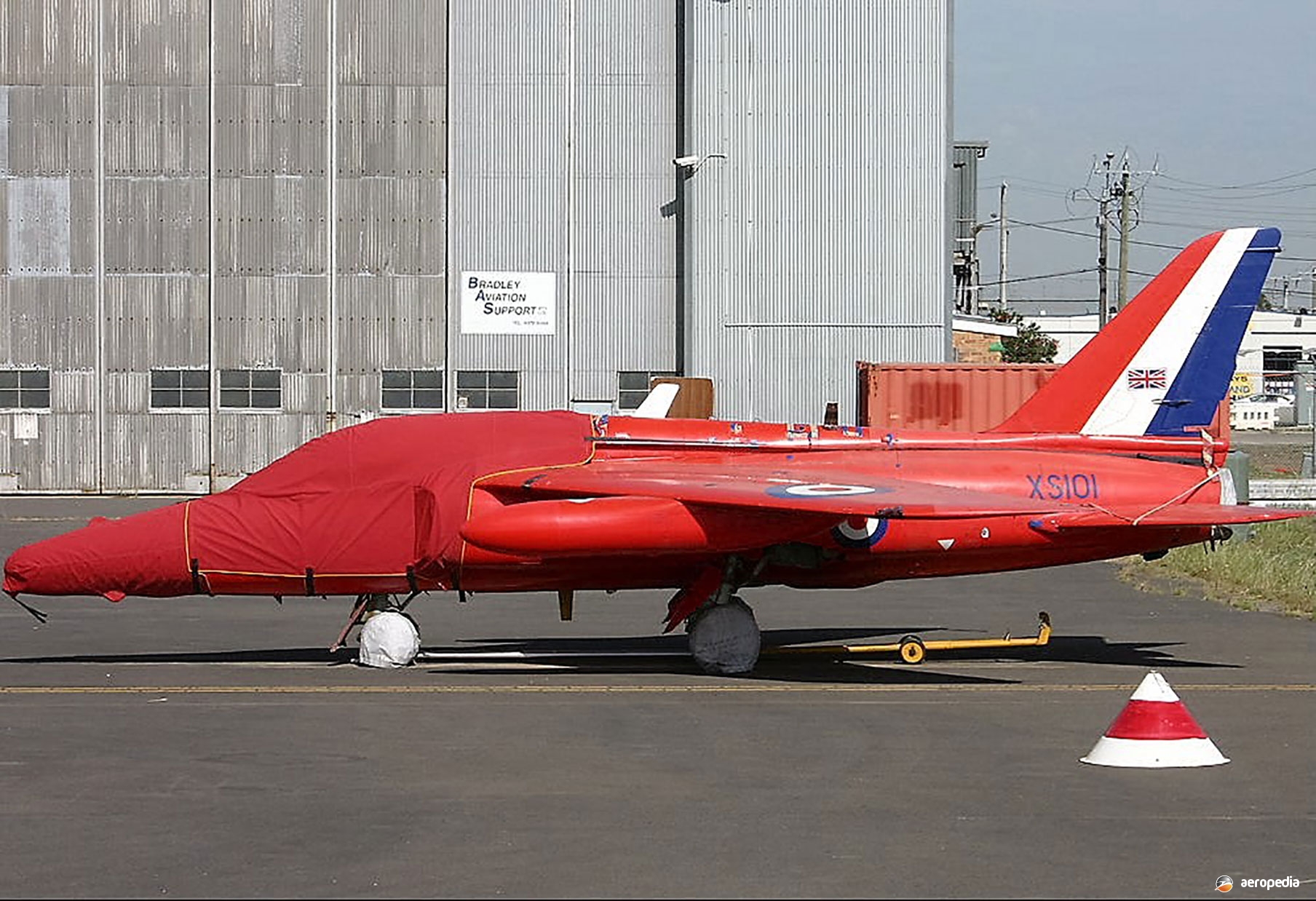 Folland Gnat · The Encyclopedia of Aircraft David C. Eyre