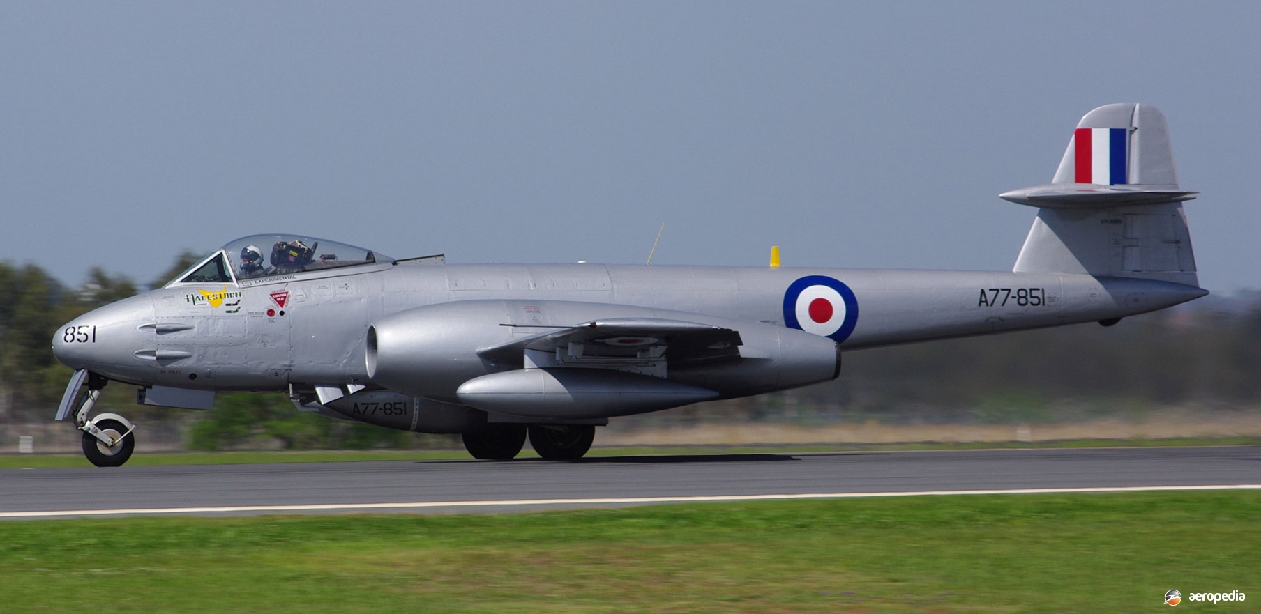 Gloster Meteor F-8 · The Encyclopedia of Aircraft David C. Eyre