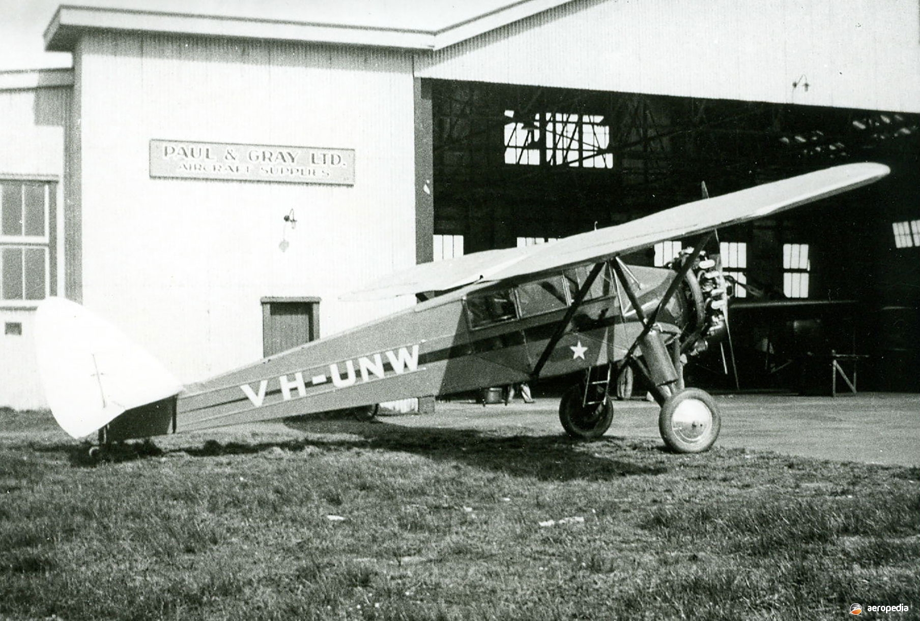 De Havilland Dh.75 Hawk Moth · The Encyclopedia of Aircraft David C.