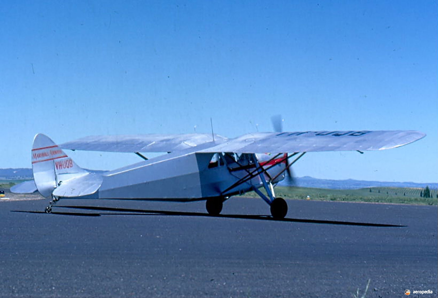 De Havilland Dh.80 Puss Moth · The Encyclopedia of Aircraft David C.